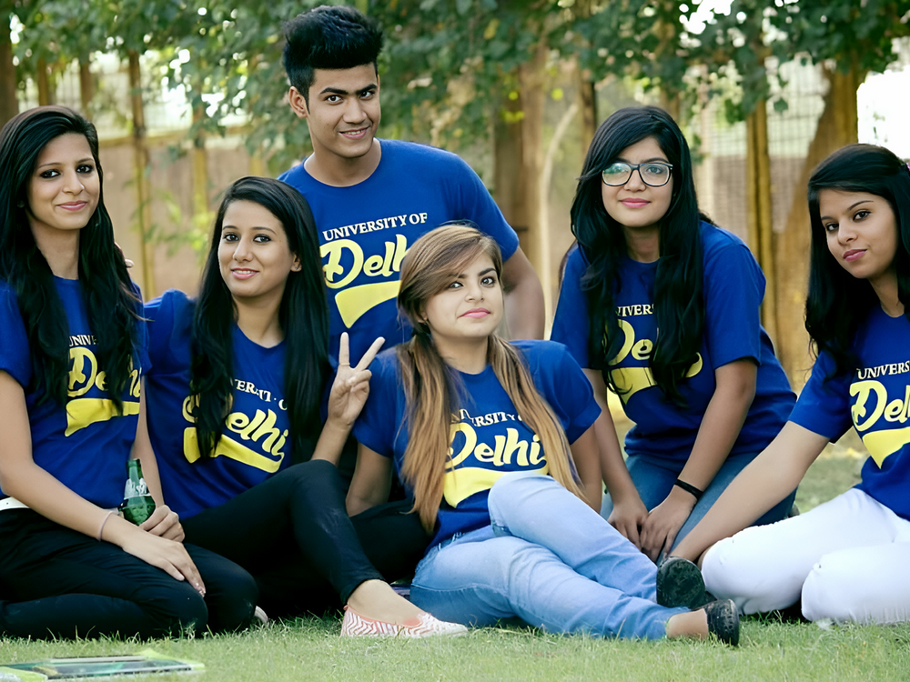 Everything about your campus merchandise! – University Clothing 2.0